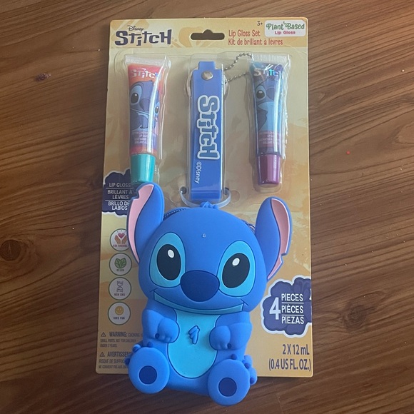 Disney | Bath, Skin & Hair | Brand New Girl Disney Stitch Lip Gloss Set ...